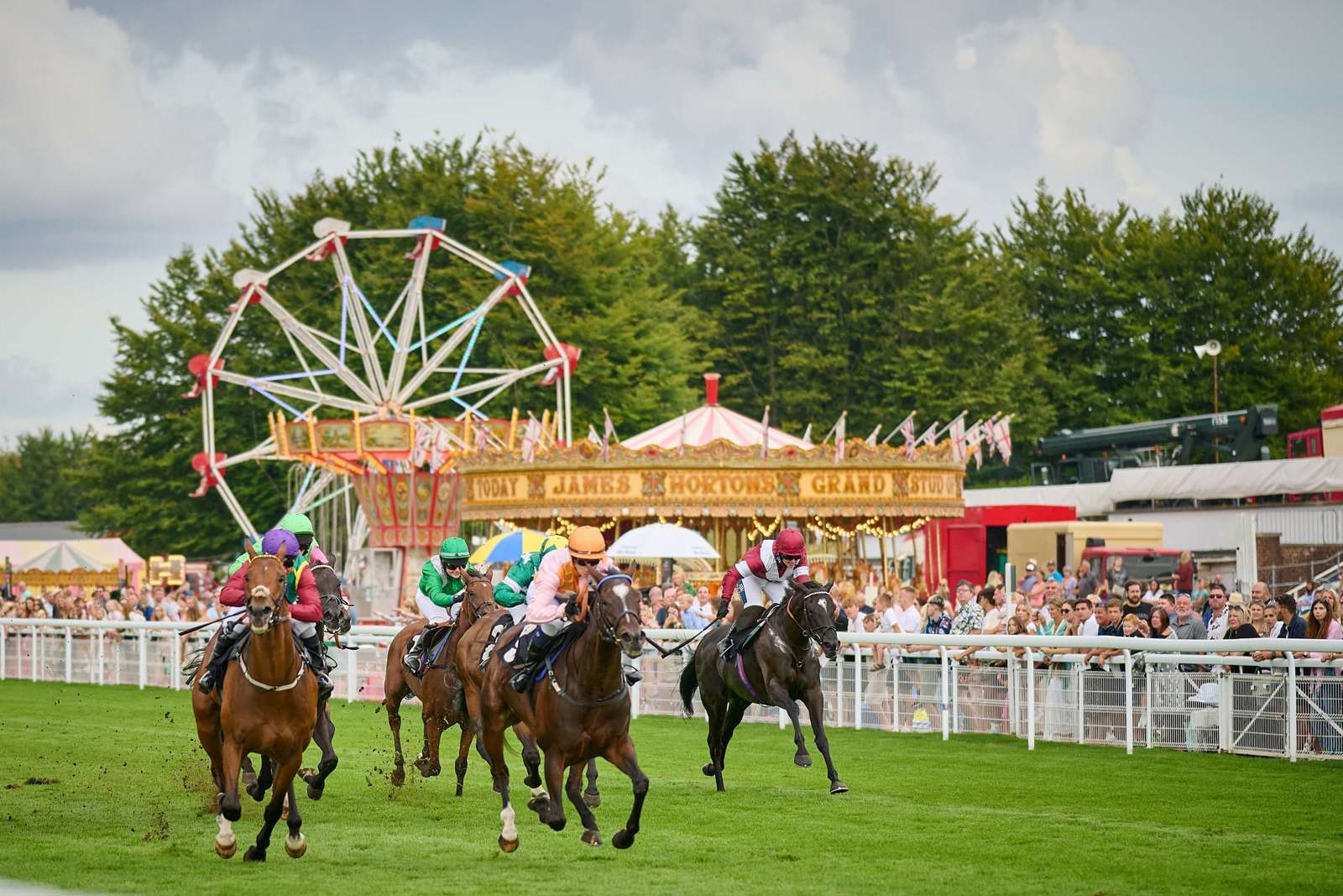 Goodwood Racecourse set for an enchanting three days of racing ...