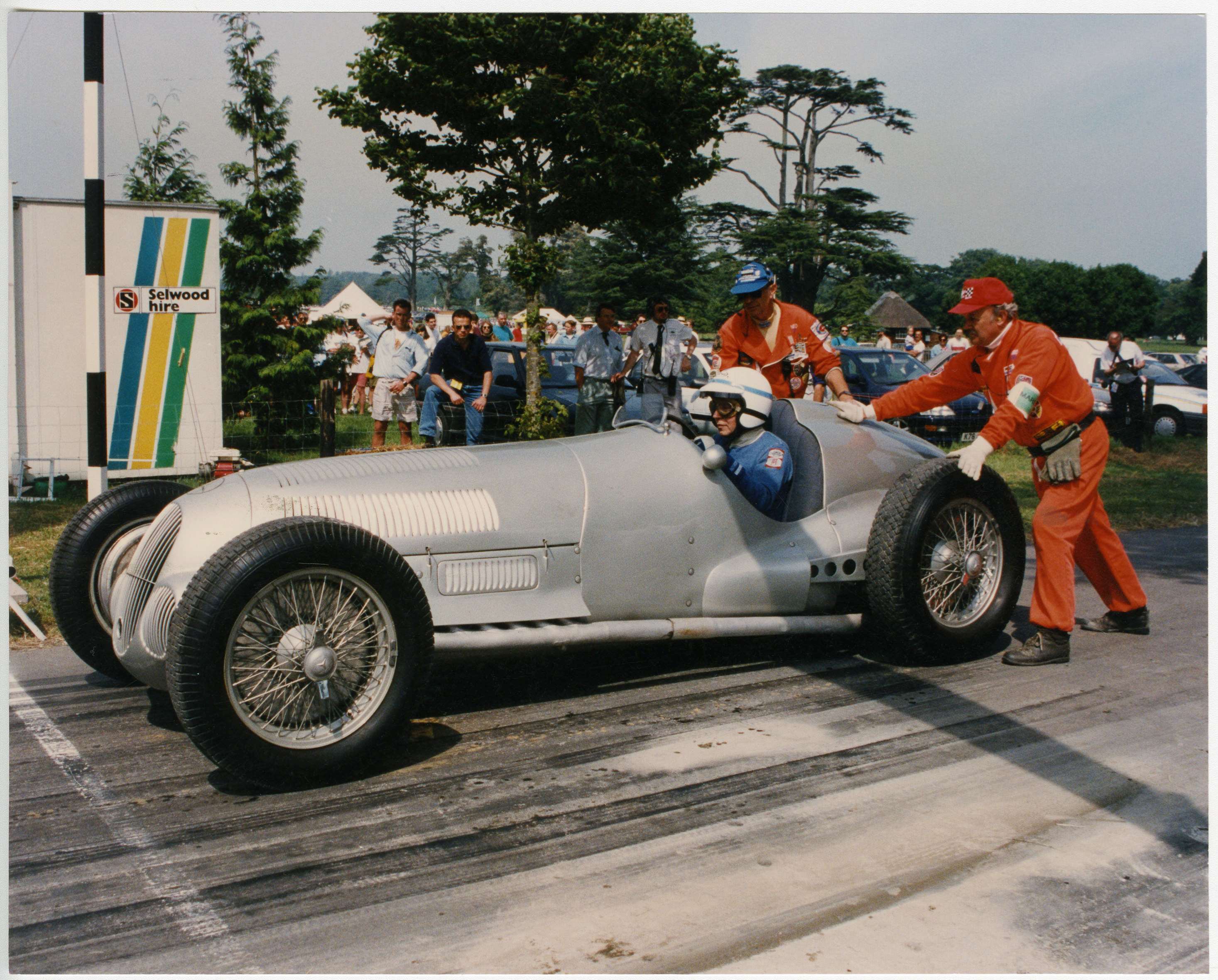 Goodwood Revival to celebrate the legendary John Surtees | Goodwood ...