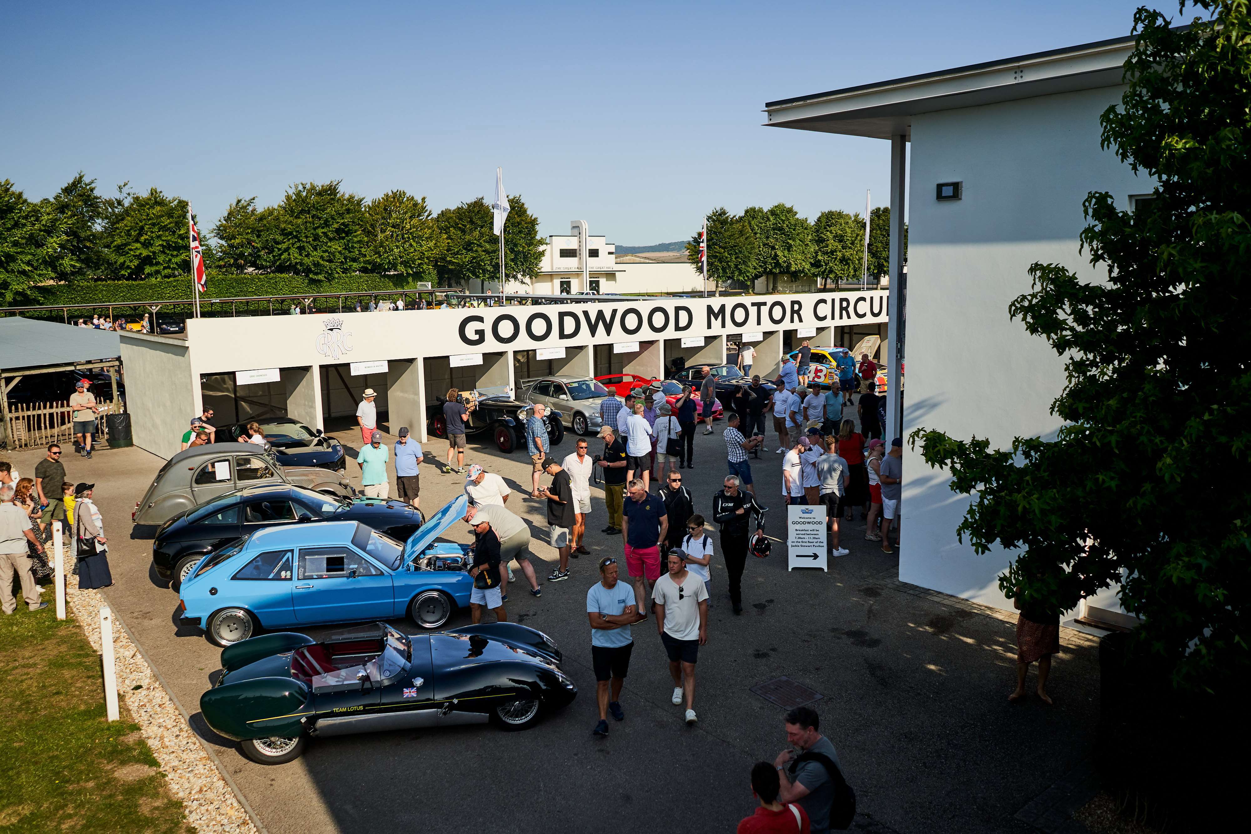 Goodwood announces the themes and dates for its 2024 Breakfast Club ...