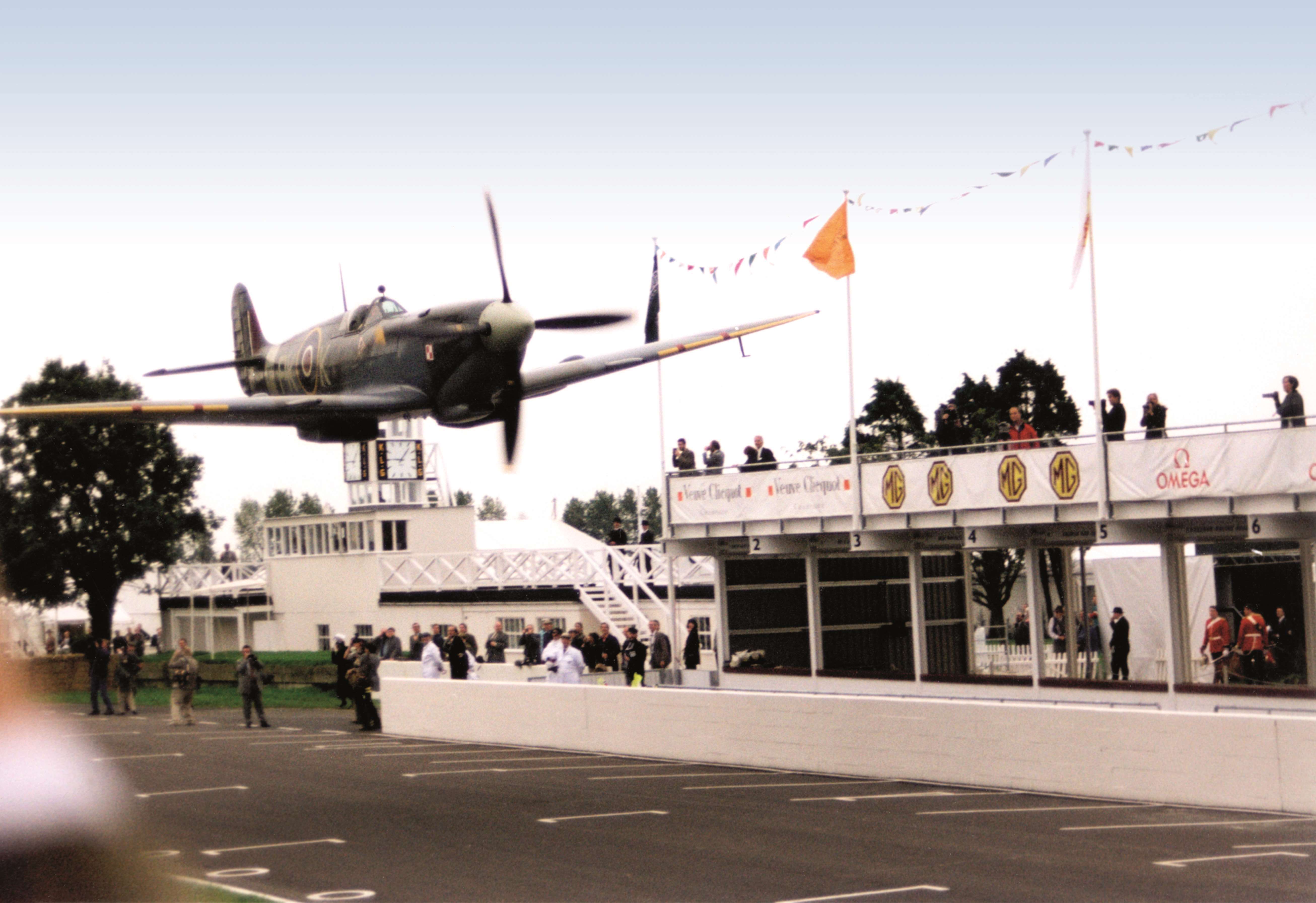 Legendary low-flying Spitfire wins Freddie March Concours | Goodwood ...