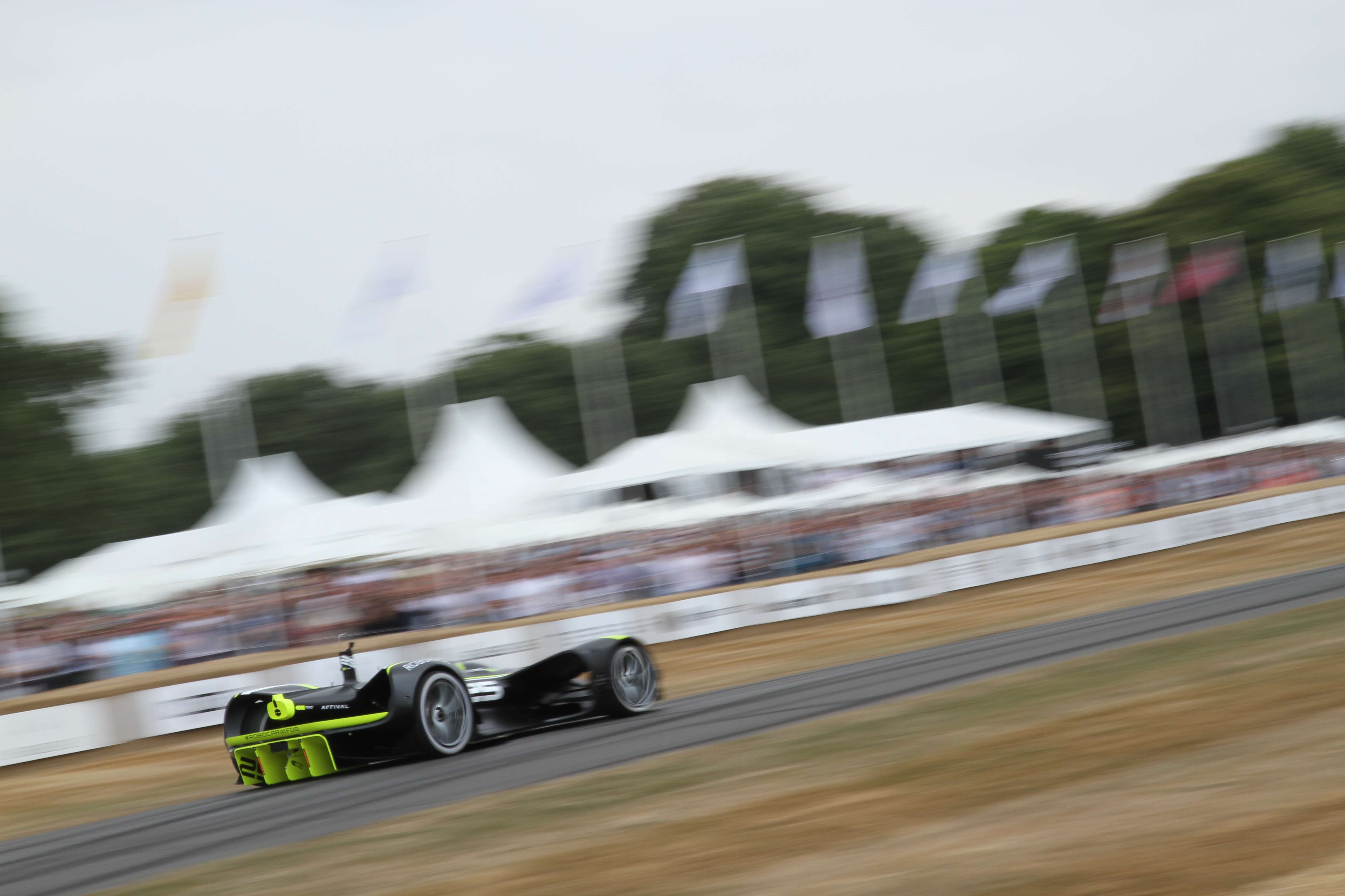 Goodwood - Roborace successfully complete first ever autonomous racecar ...